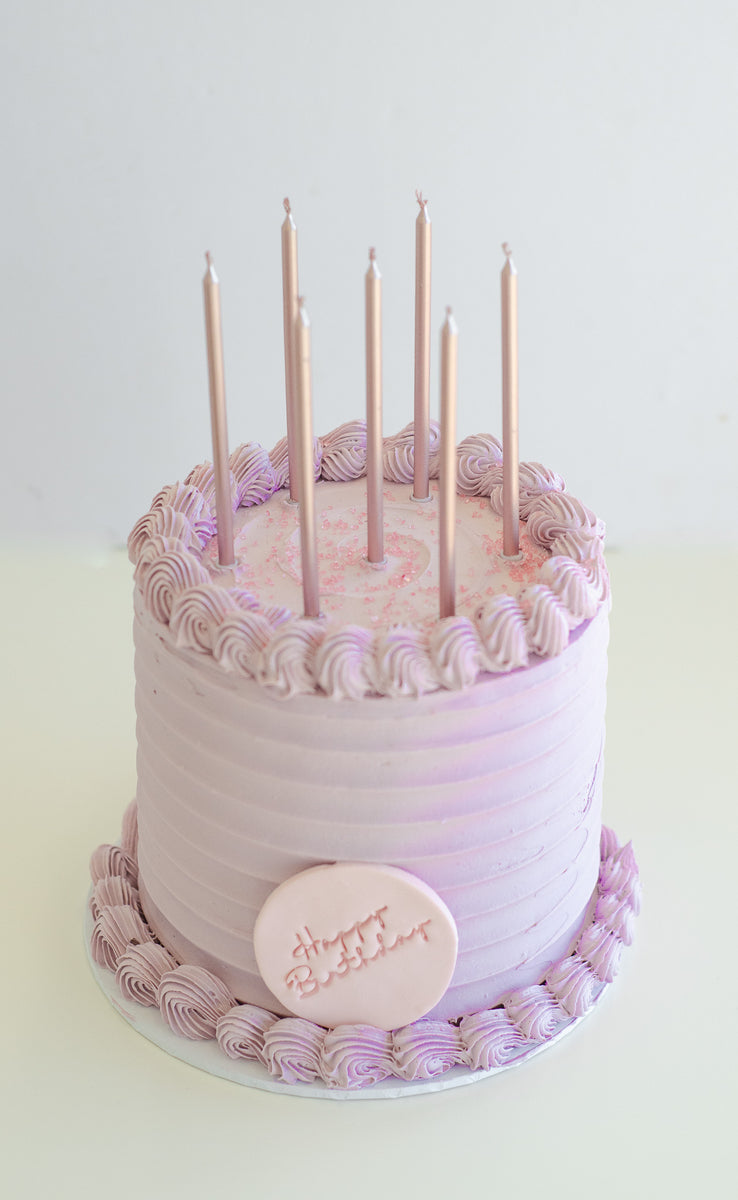 Classic Birthday Cake – Champagne and Gumboots